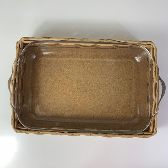 Pyrex | Kitchen | Vintage Pyrex 233 Casserole Dish And Wood Tray | Poshmark